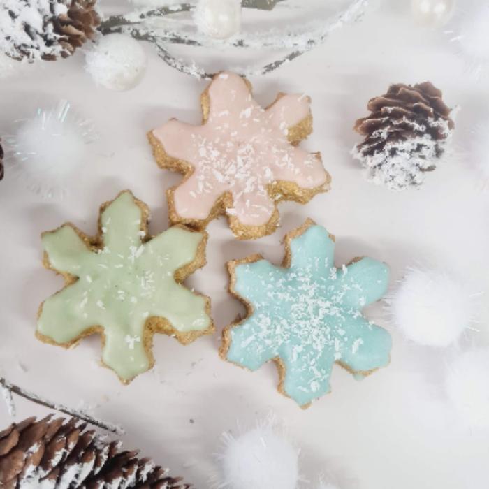 Mini Christmas snowflake dog cookies – pupcakesdogbakery